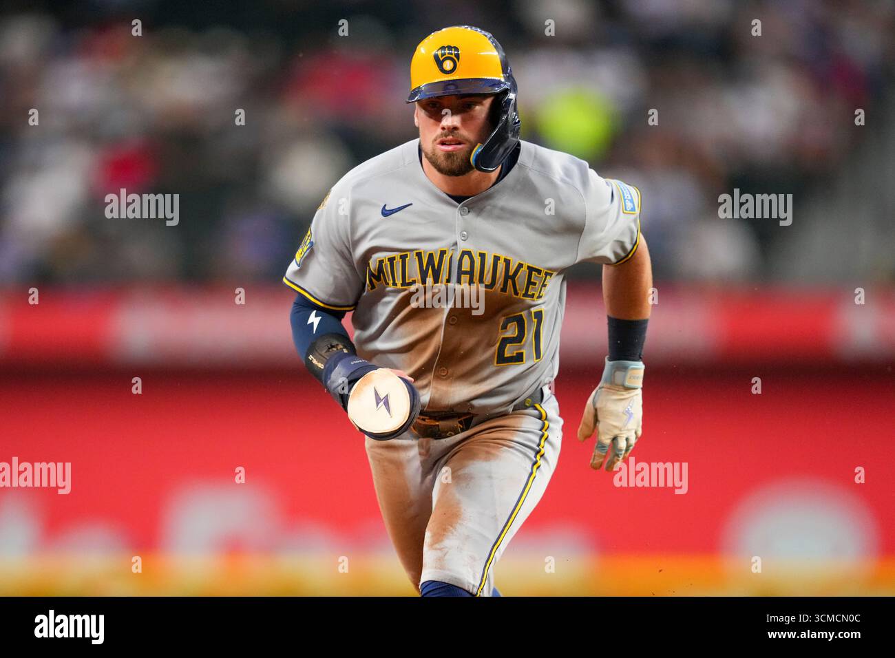 Milwaukee Brewers' Caleb Durbin moves to third base against the Texas ...
