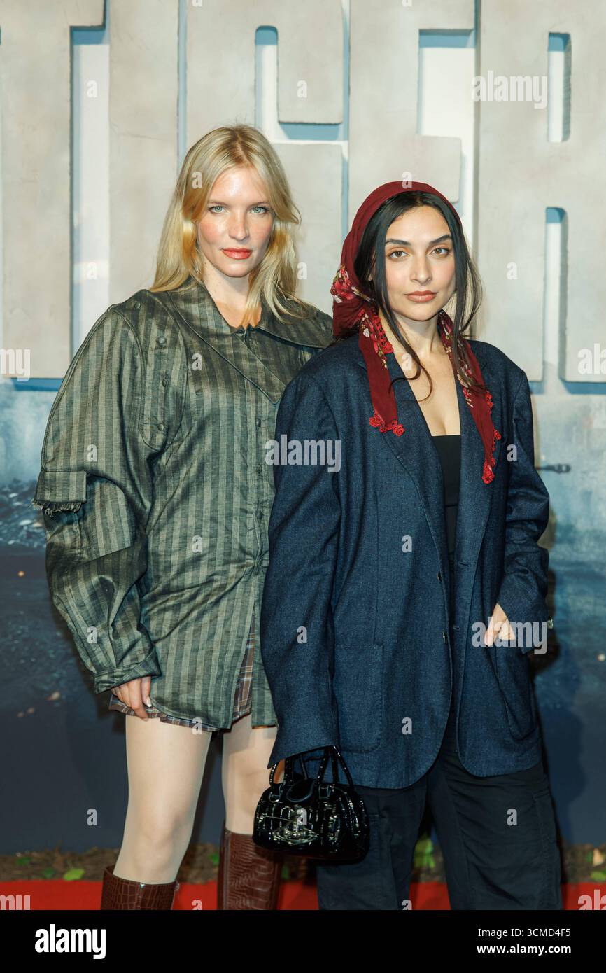 Weltpremiere - Der Tiger - Bea Brocks und Aylin Öcal bei der ...