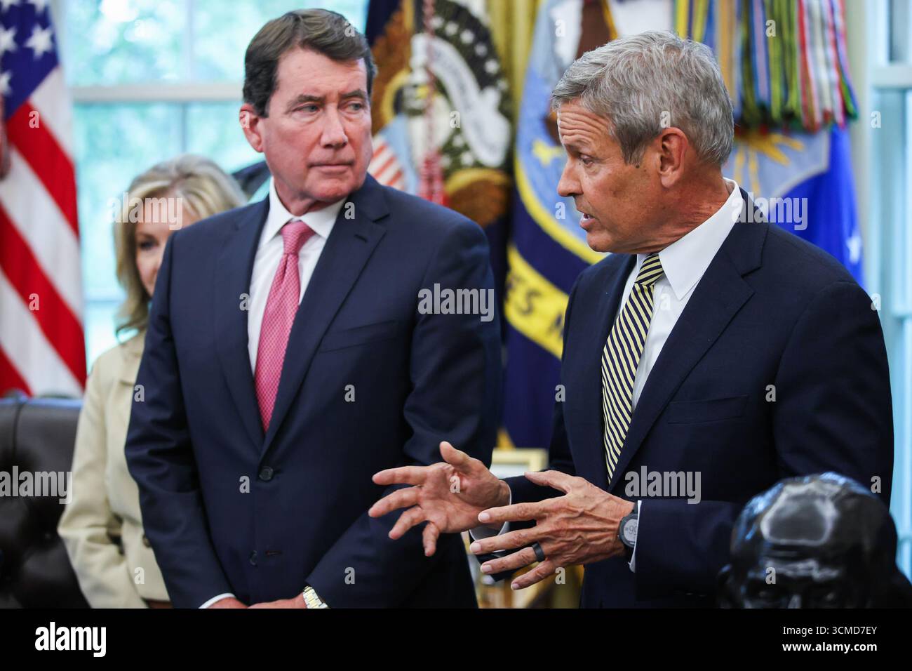 Kristi noem signs bill hi-res stock photography and images - Alamy
