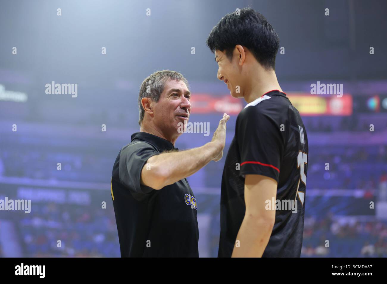 (L-R) Laurent Tillie, Masato Kai (JPN), SEPTEMBER 13, 2025 - Volleyball ...