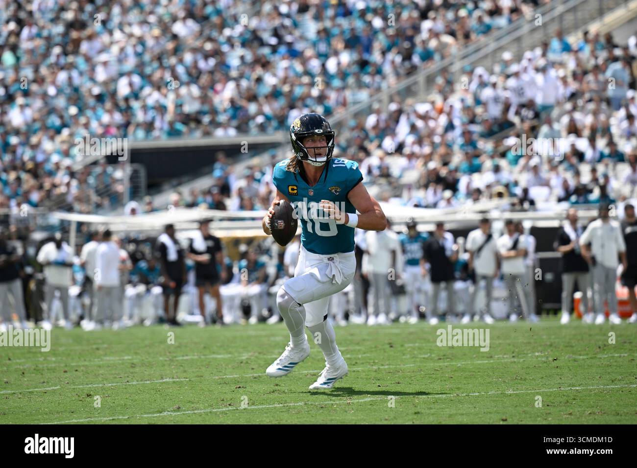 Jacksonville Jaguars quarterback Trevor Lawrence (16) looks for a ...
