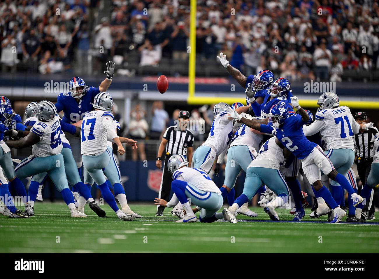 Dallas Cowboys place kicker Brandon Aubrey (17) kicks a game-tying ...