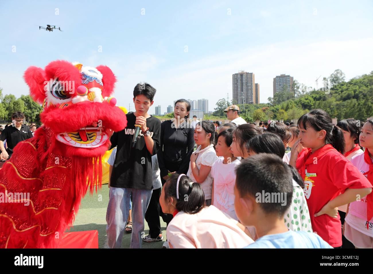 CHONGQING, CHINA - SEPTEMBER 16, 2025 - College student volunteers ...