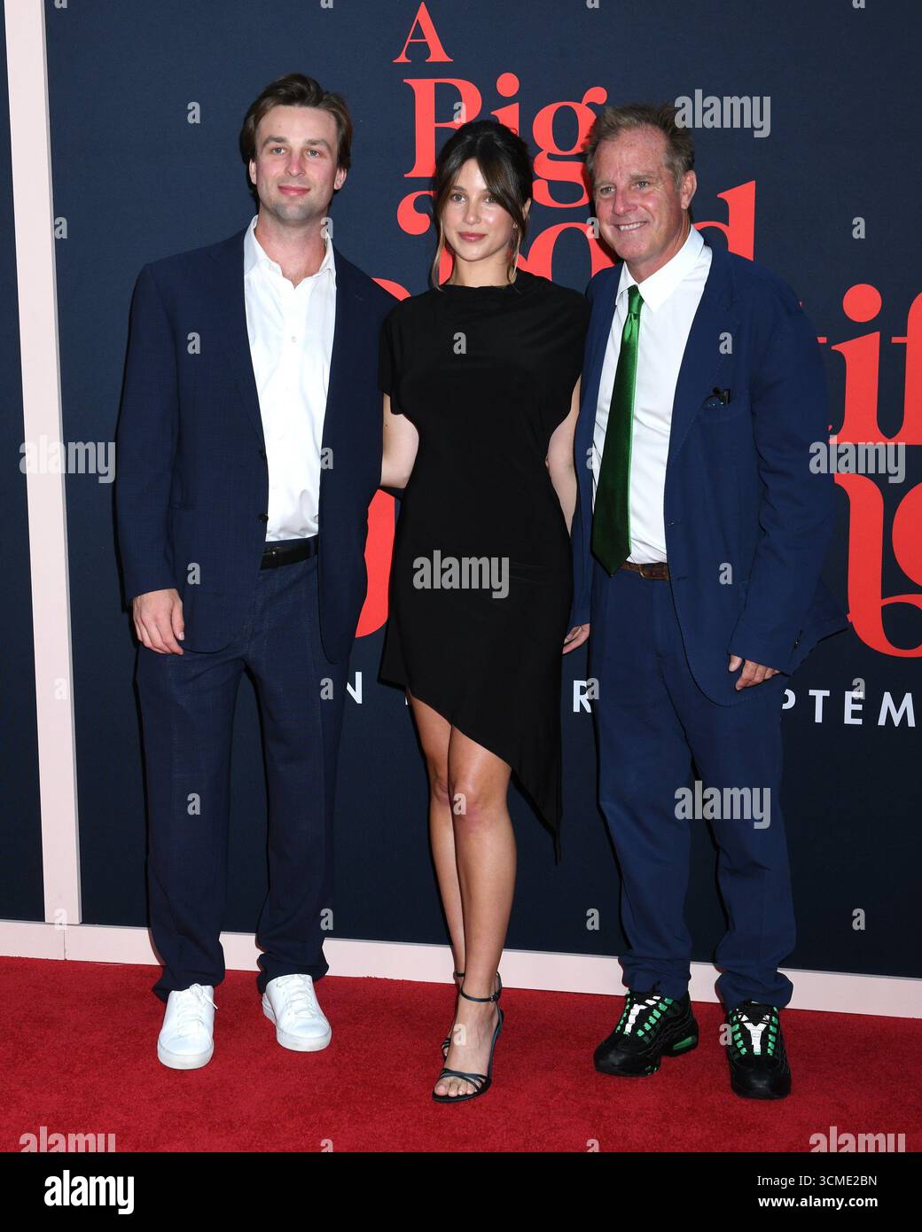 Lucy thomas center hi-res stock photography and images - Alamy