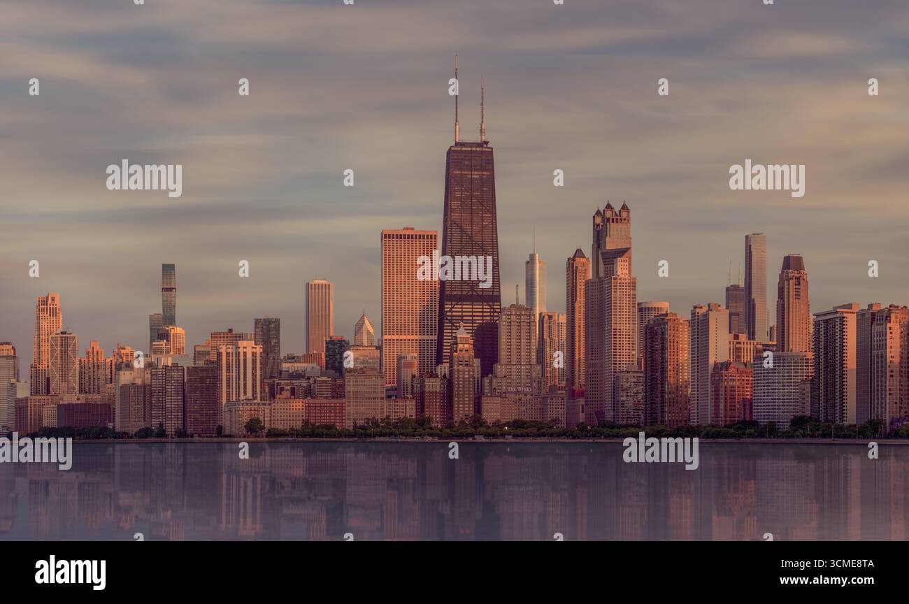 Iconic john hancock center hi-res stock photography and images - Alamy