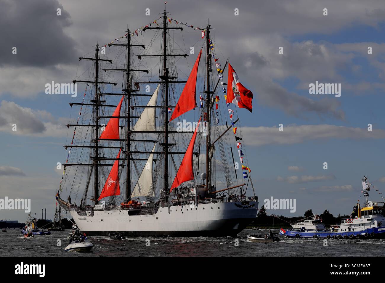 BAP Union (BEV-161) tall ship sails the North Sea Canal during Sail ...