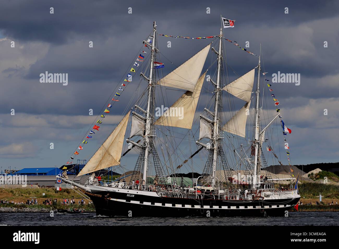 Starboard side view netherlands hi-res stock photography and images - Alamy
