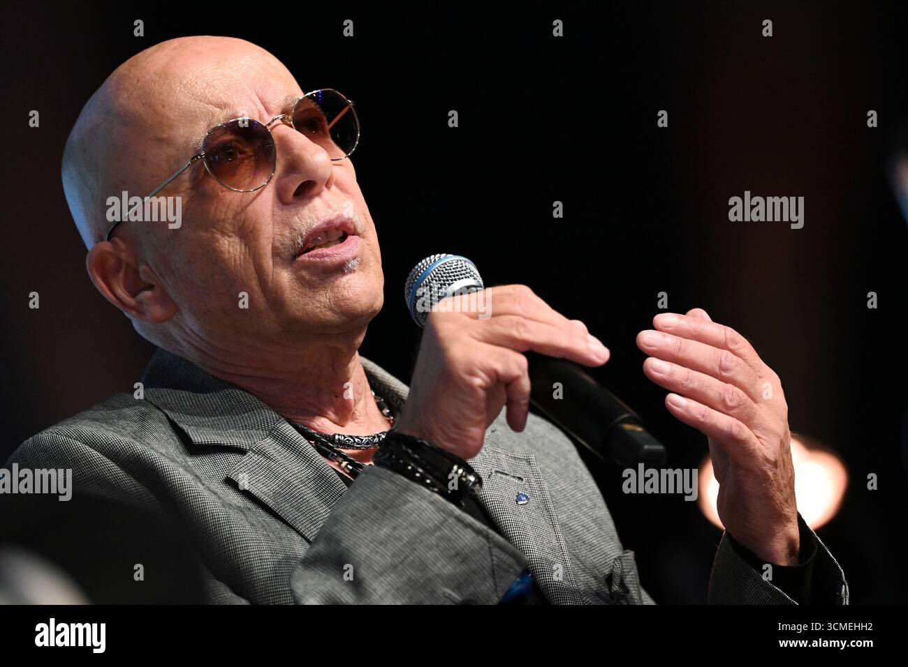16 September 2025, Berlin: Ex-City frontman Toni Krahl presents his ...