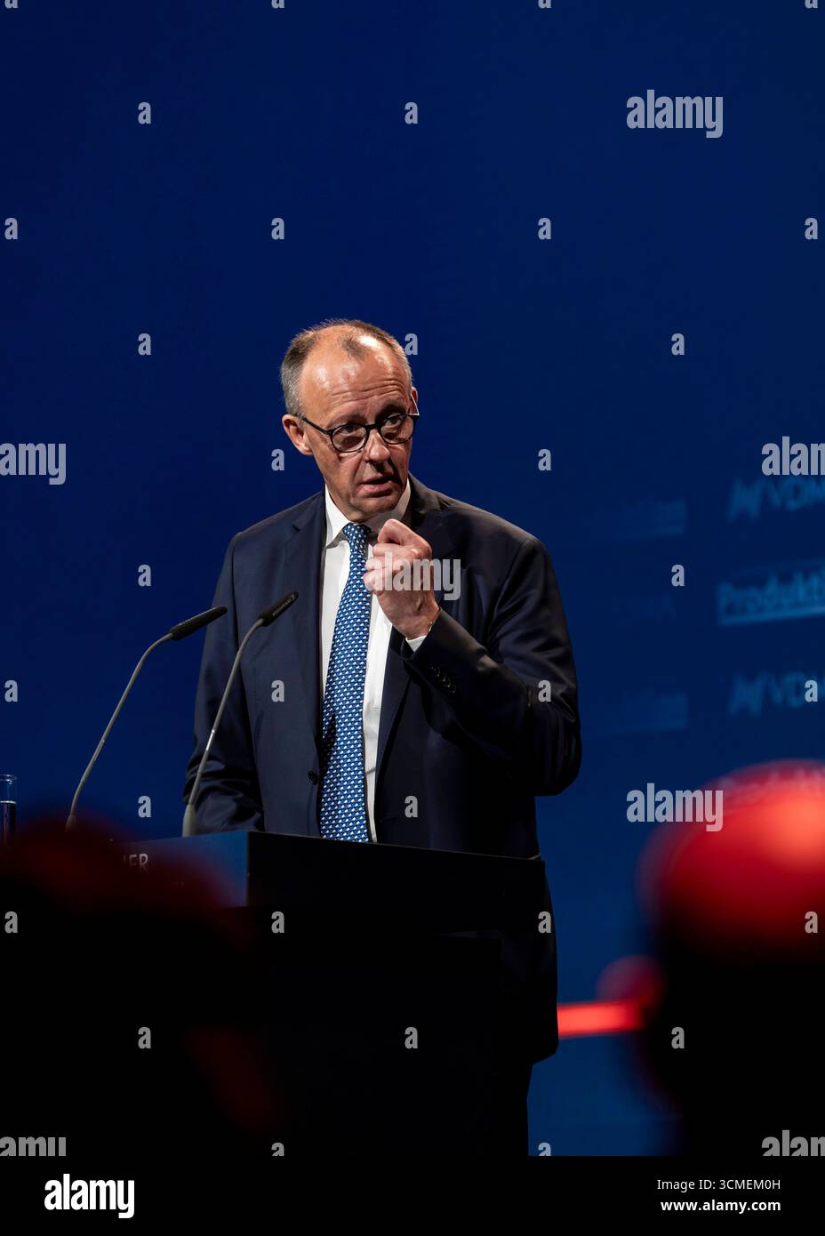 Bundeskanzler Friedrich Merz auf dem 15. Deutschen Maschinenbau-Gipfel Bundeskanzler Friedrich ...