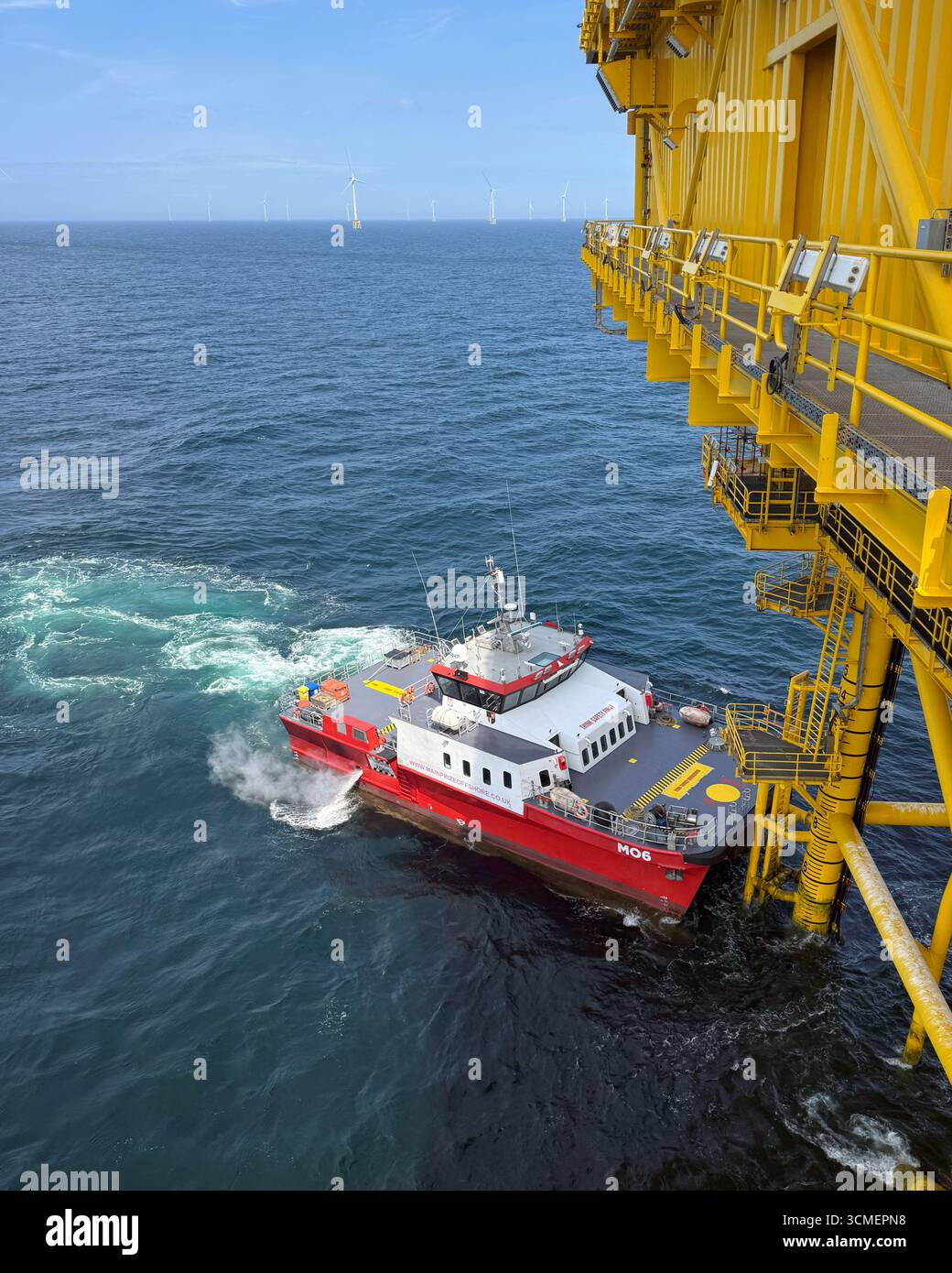 Wind farm construction vessel substation hi-res stock photography and ...