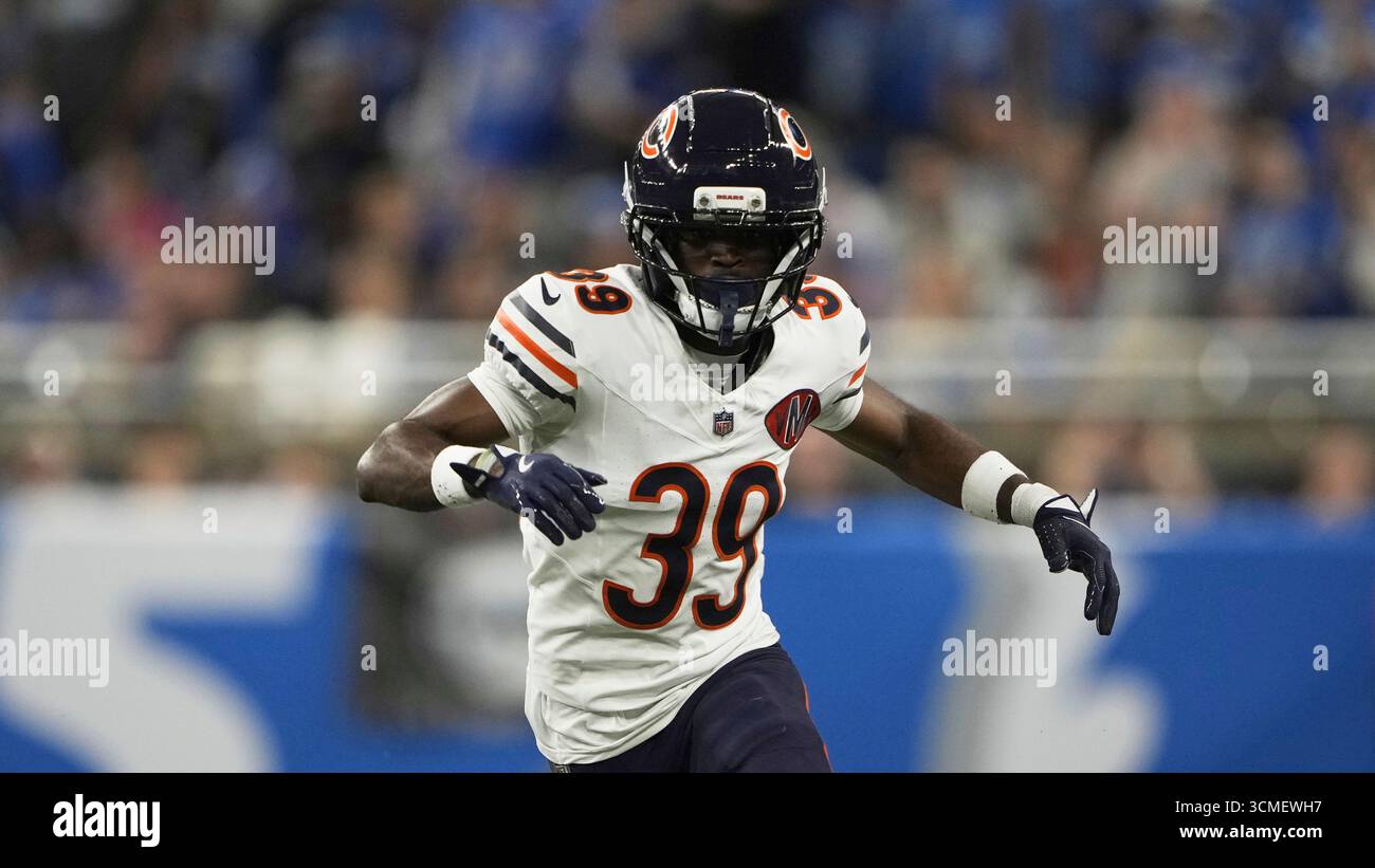 Chicago Bears cornerback Josh Blackwell runs during an NFL football ...