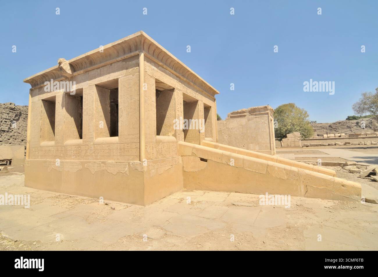Chapels of pharaohs Senusret I, Amenhotep I and Tuthmosis III in the ...