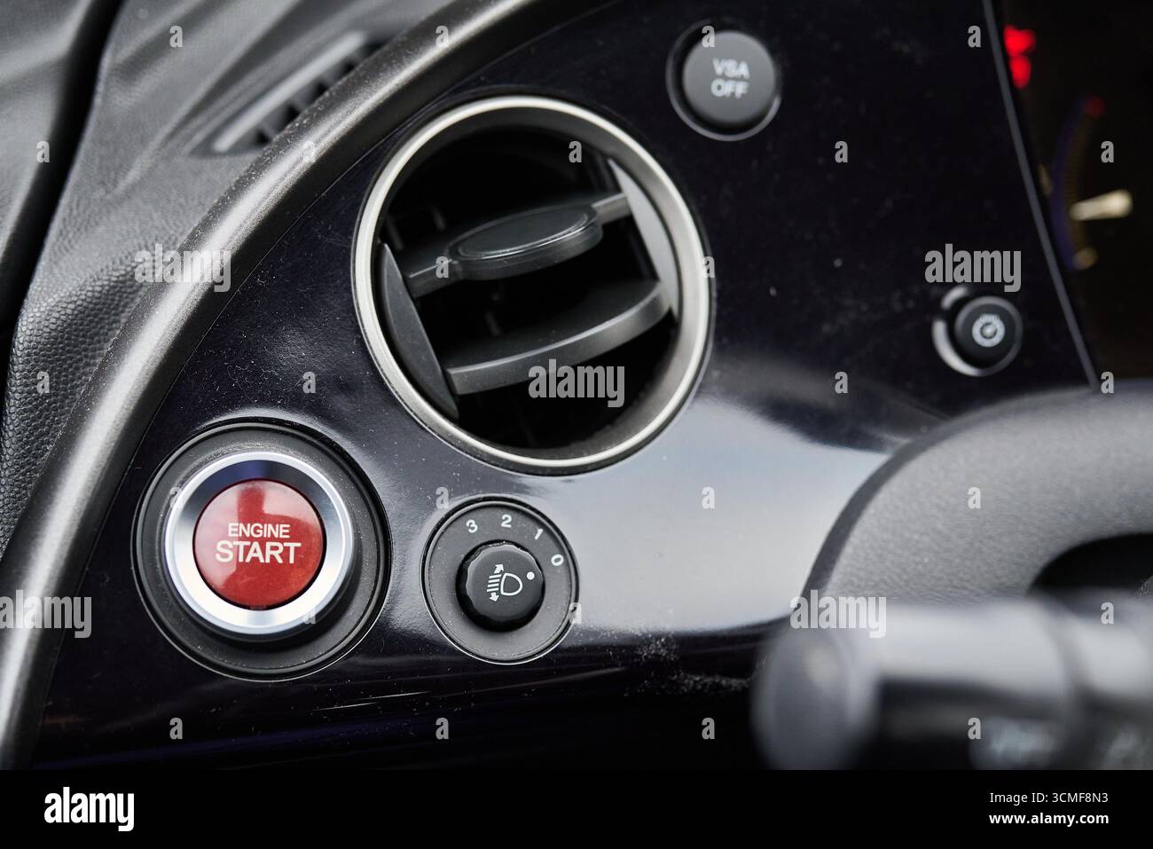 Honda Civic UFO VIII air vent, push start button, interior dashboard ...