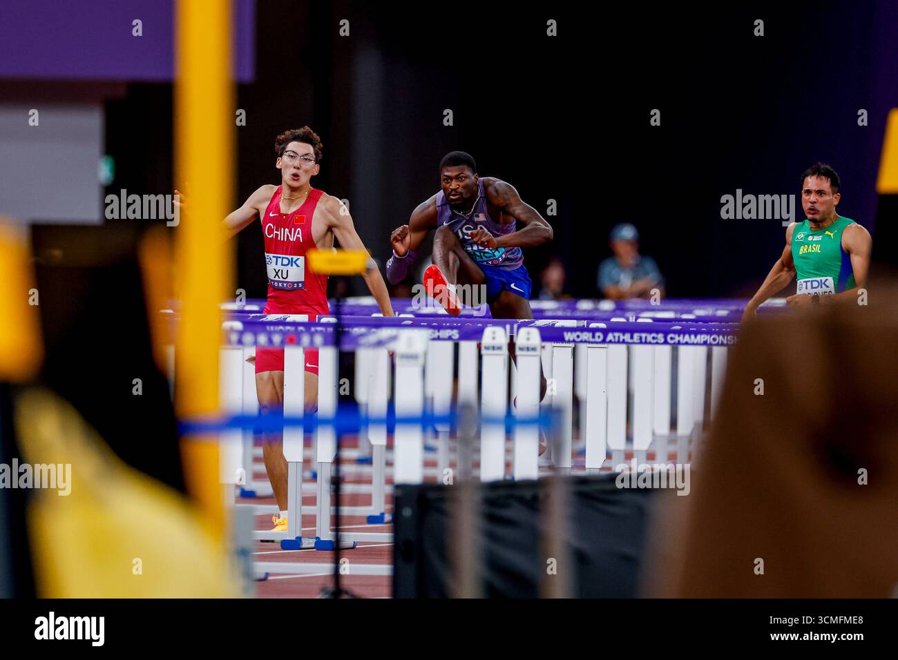 Dylan Beard of United States of America and Zhuoyi Xu of China ...
