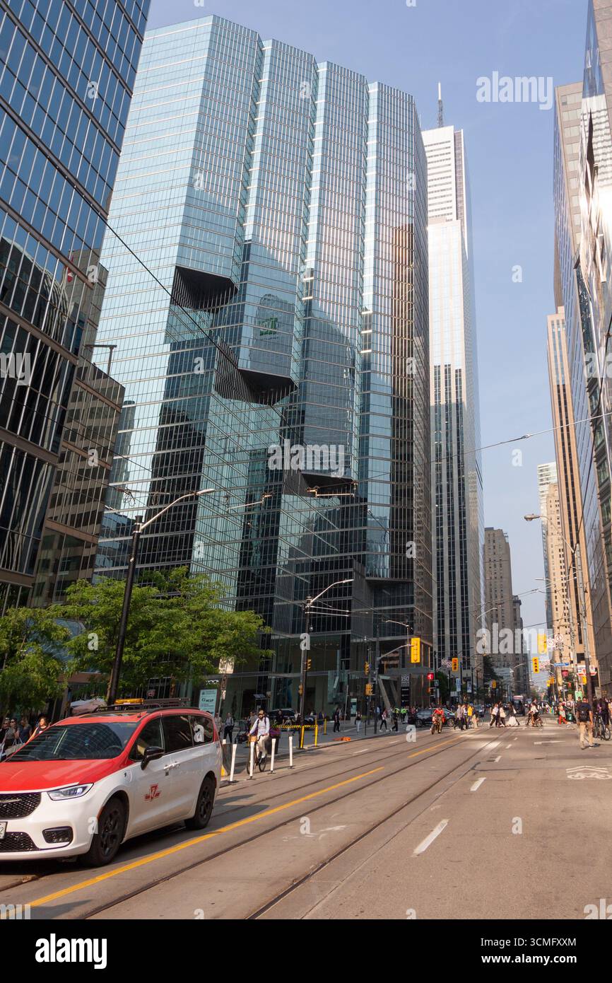 150 king st w hi-res stock photography and images - Alamy