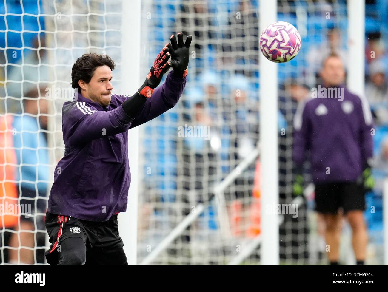Manchester United goalkeeper Senne Lammens warming up ahead of the ...