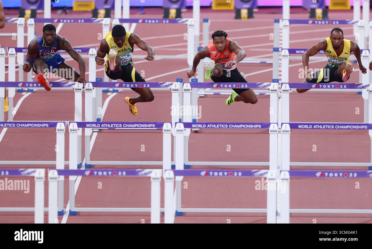 (L-R) Cordell TINCH of United States, Orlando BENNETT of Jamaica ...