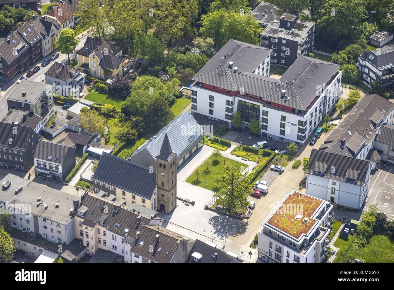 Seniorenpark diakoniezentrum heiligenhaus und evang alte kirche hi-res ...
