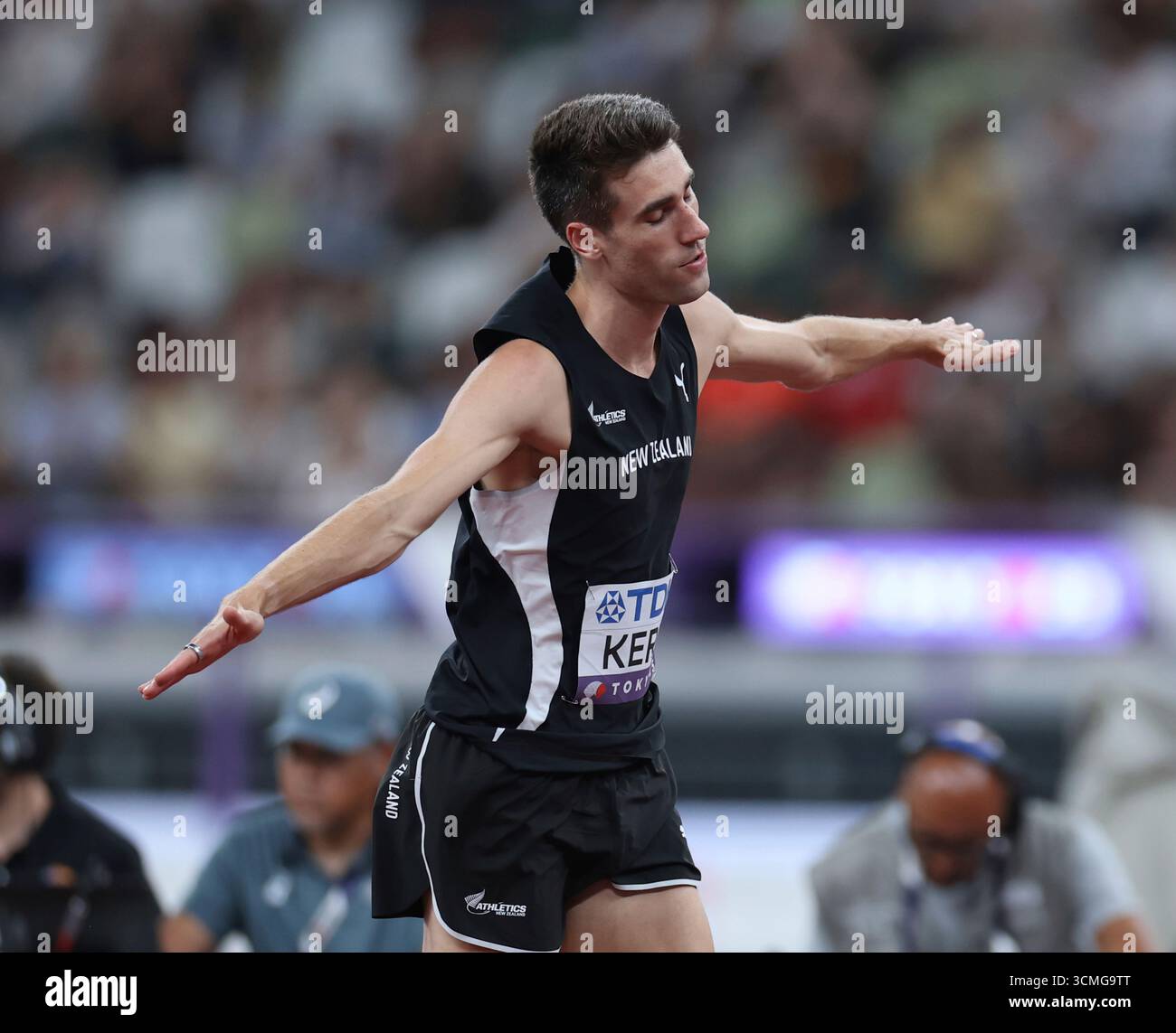 Hamish KERR of New Zealand reacts during Men's High Jump of the World ...