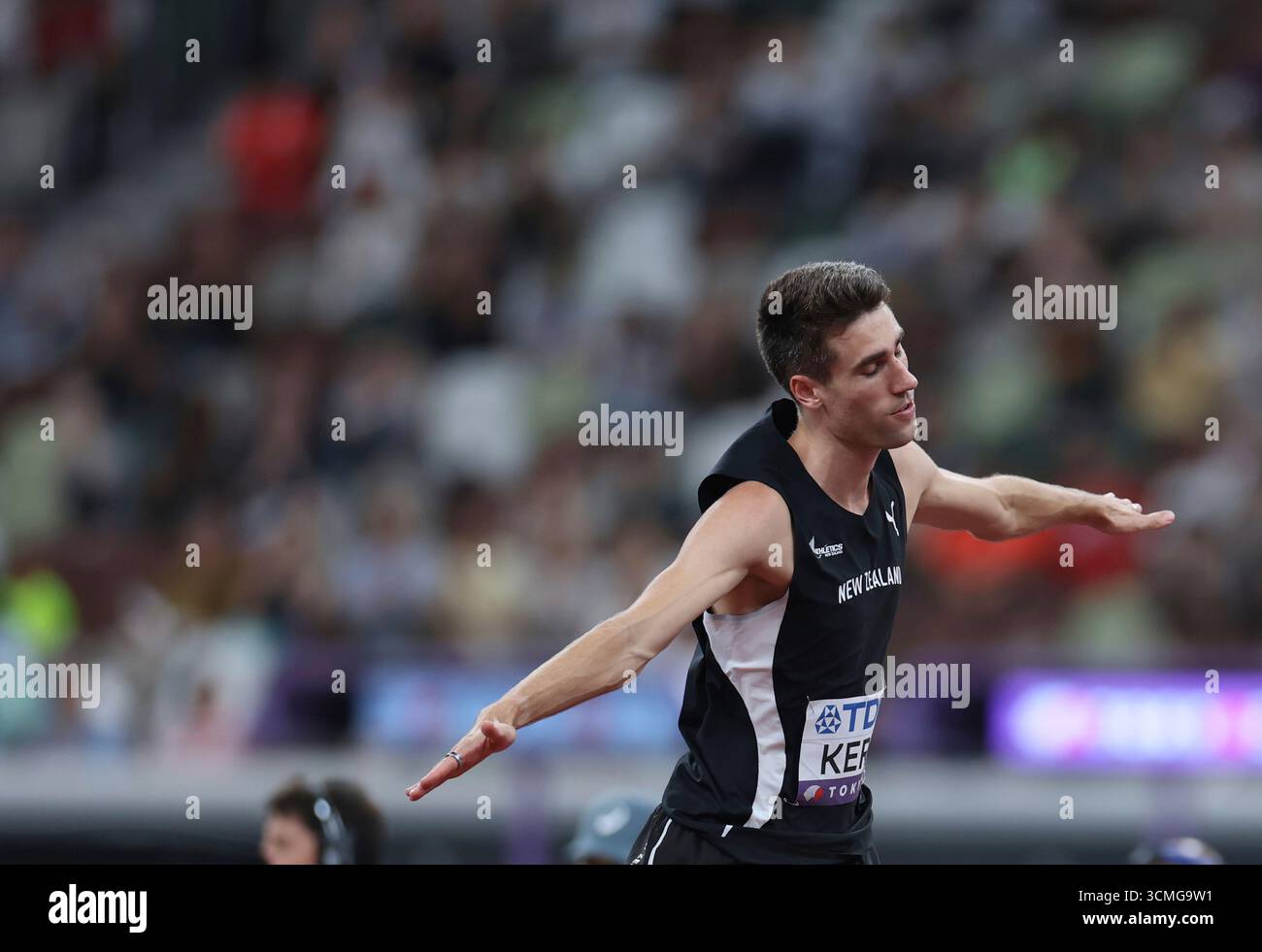 Hamish KERR of New Zealand reacts during Men's High Jump of the World ...