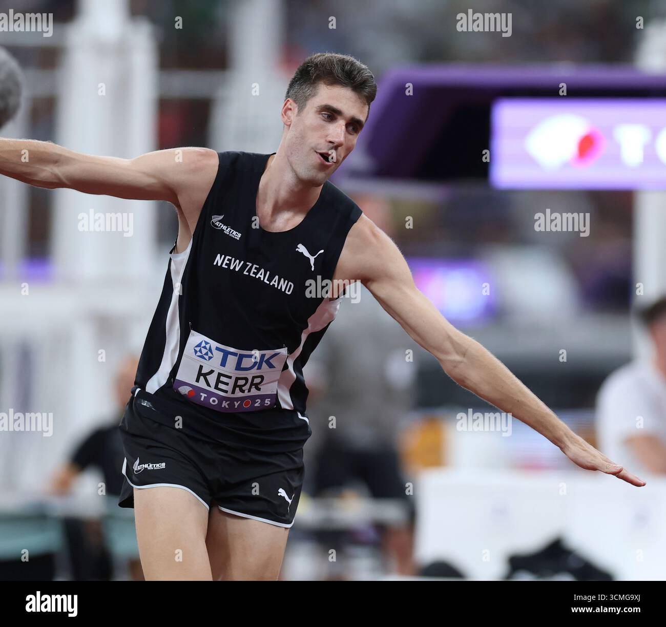 Hamish KERR of New Zealand reacts during Men's High Jump of the World ...