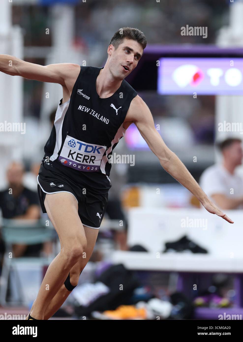 Hamish KERR of New Zealand reacts during Men's High Jump of the World ...