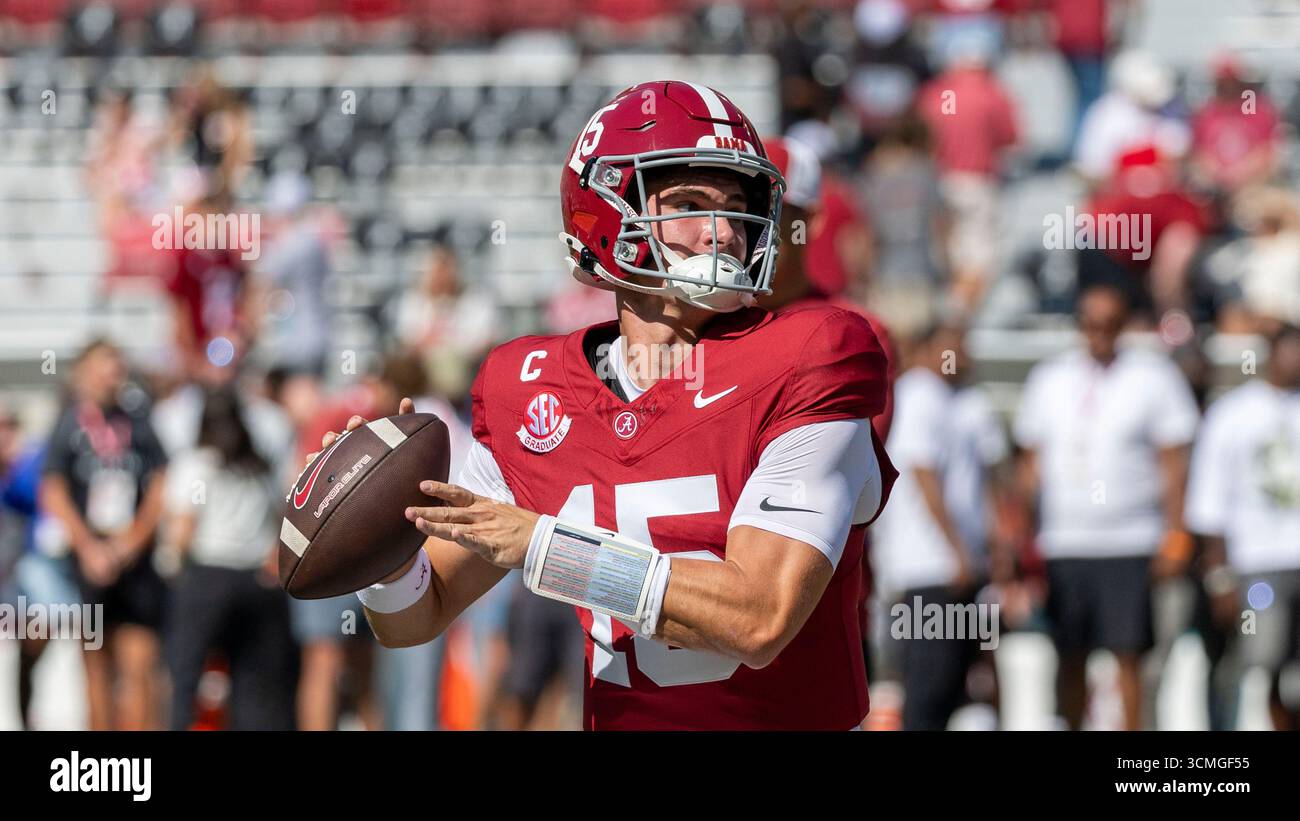 Alabama quarterback Ty Simpson (15) at an NCAA college football game ...
