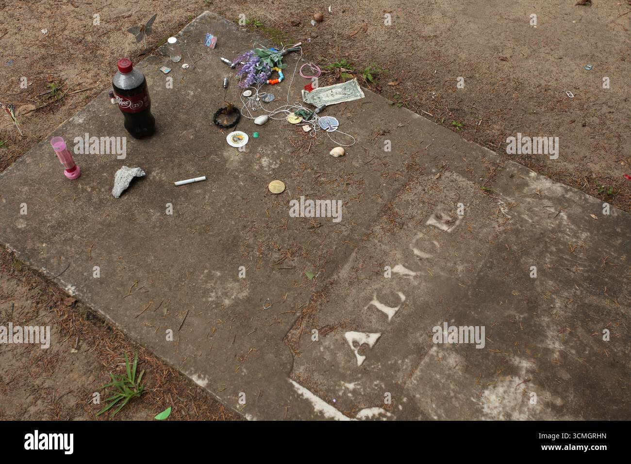Items left at the Grave of Alice Flagg, All Saints Church cemetery in ...