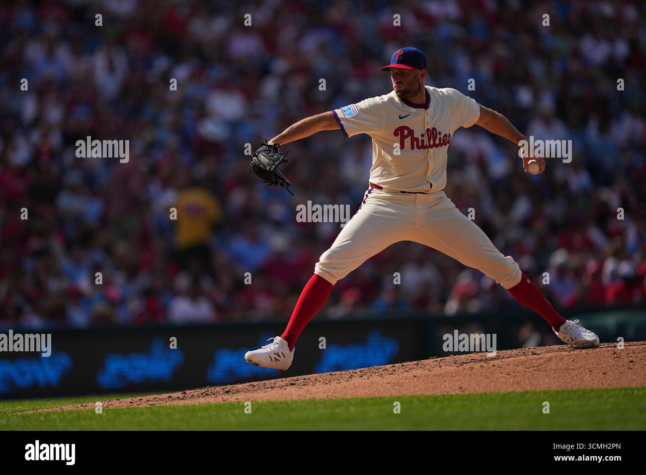 Philadelphia Phillies pitcher Tim Mayza during the seventh inning of a ...