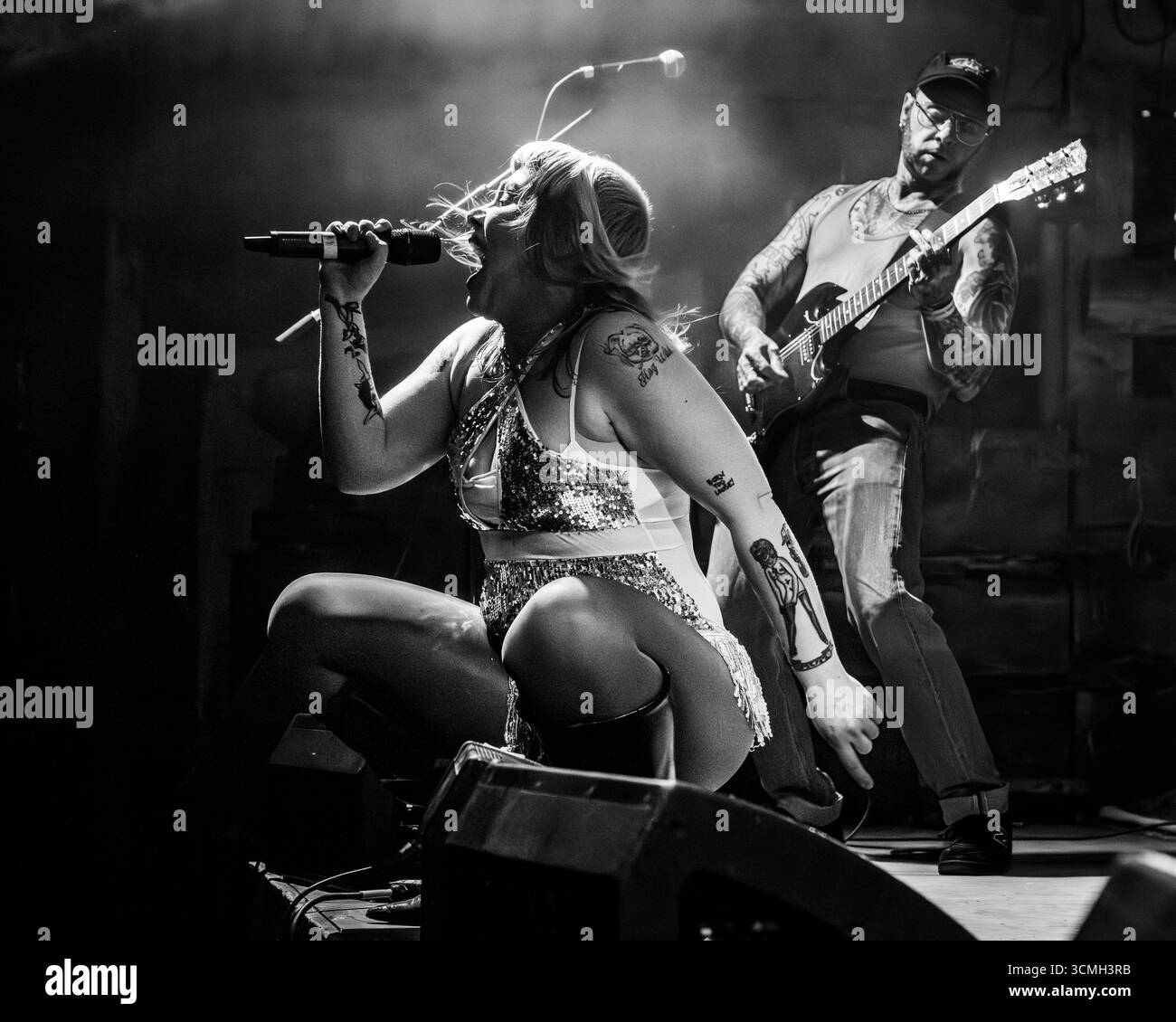 Split rock Black and White Stock Photos & Images - Alamy