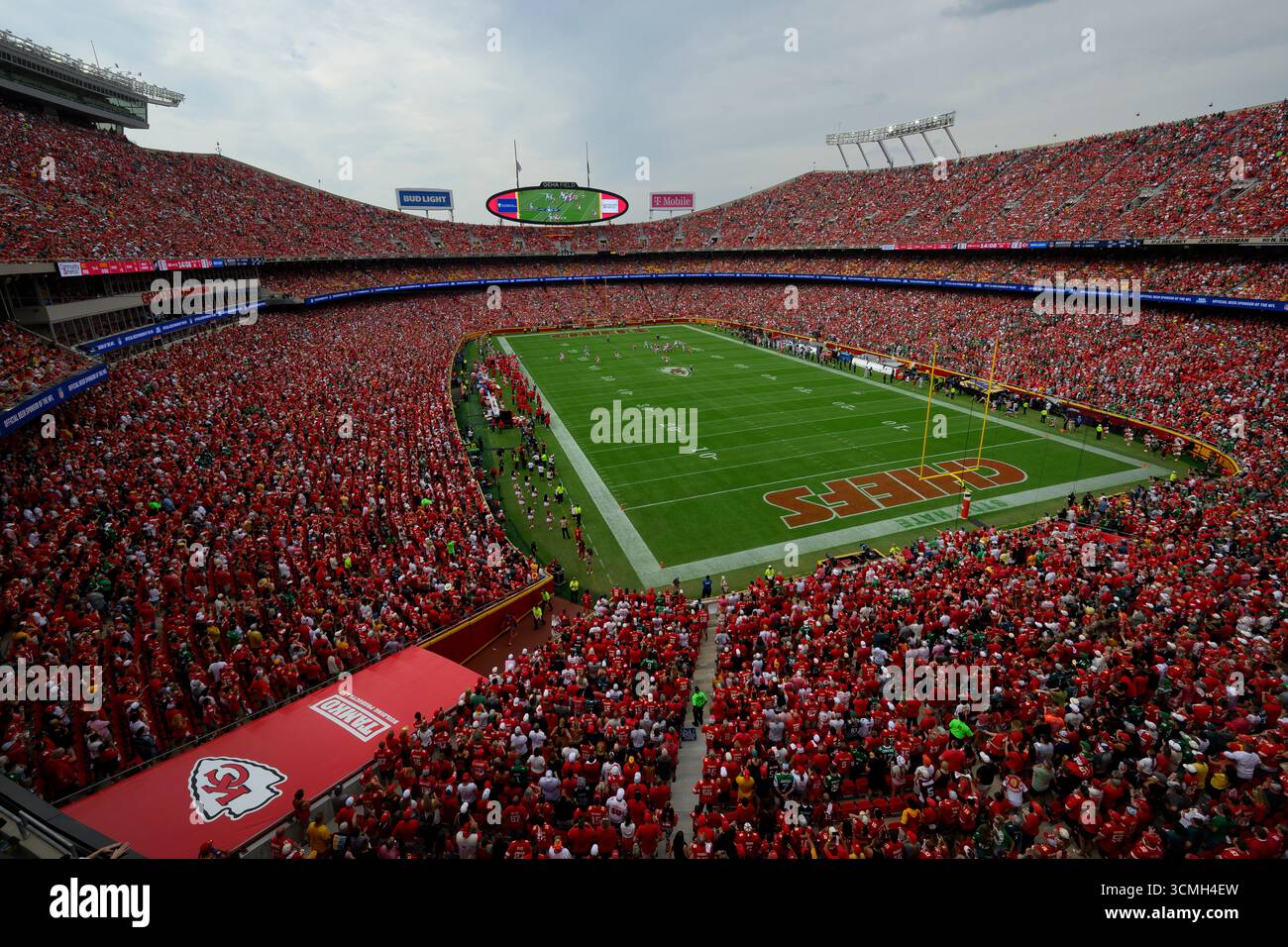A general view of GEHA field at Arrowhead Stadium during the first half ...
