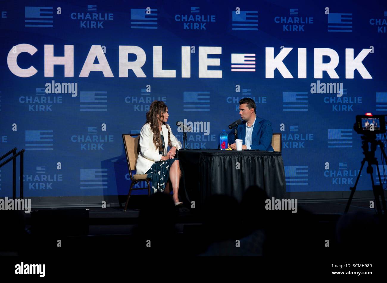 Kristi noem hi-res stock photography and images - Alamy