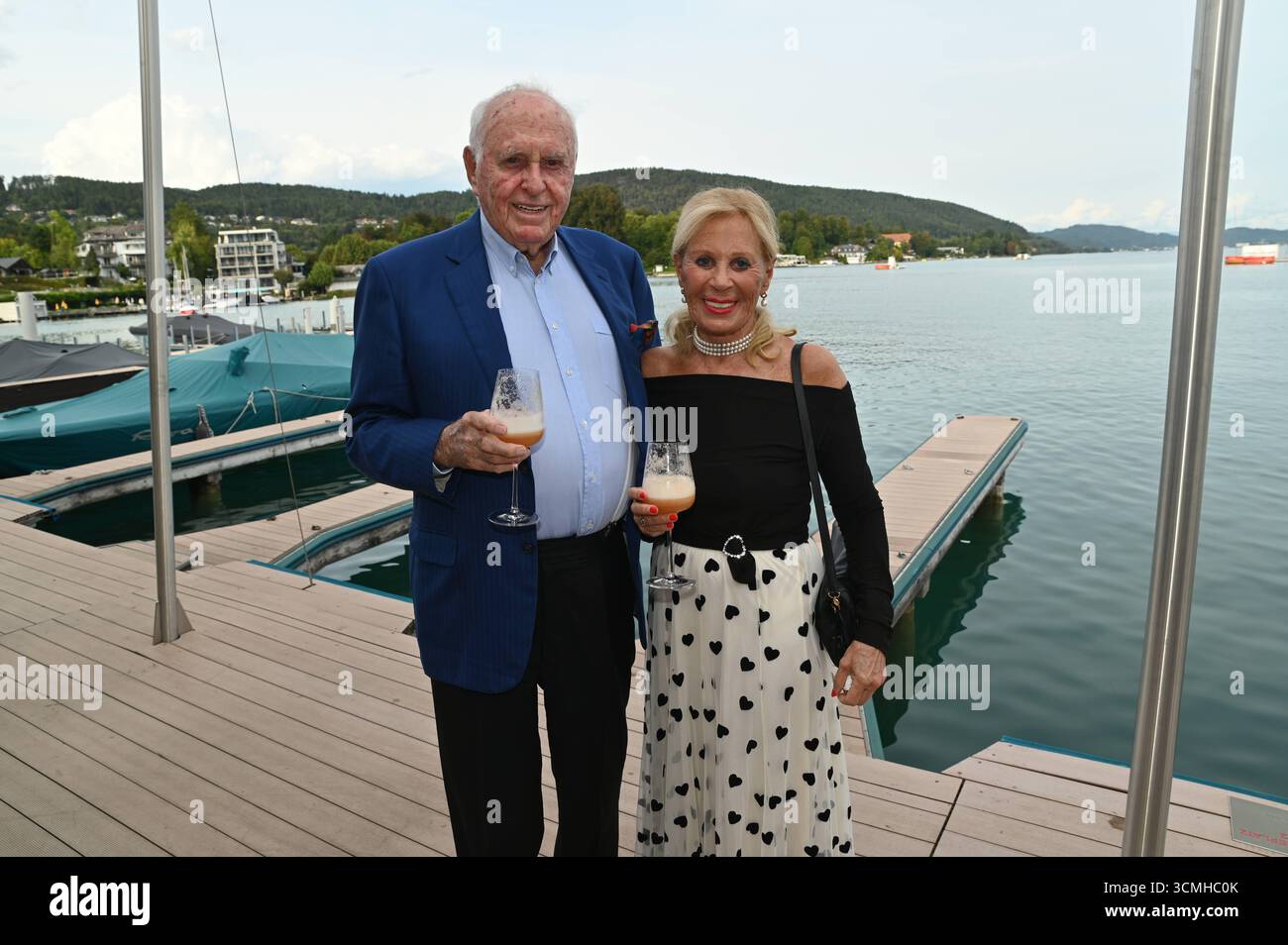 Michael Kuhn, Sportreporter Legende, Helga Kuhn, Astrologin, Otto ...