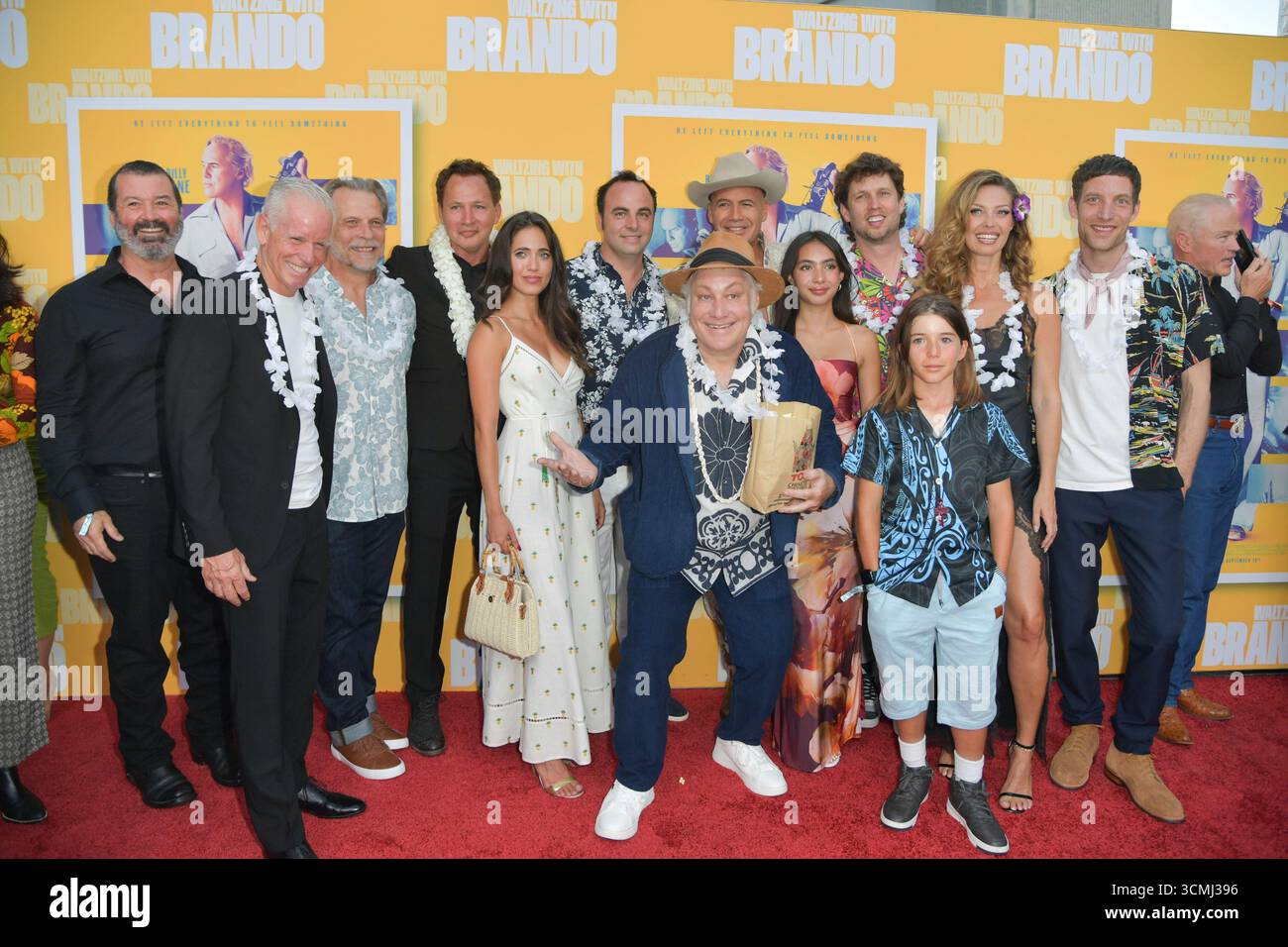 Cast and crew inlcuding Billy Zane, Tia Carrere, Jon Heder, Bill ...