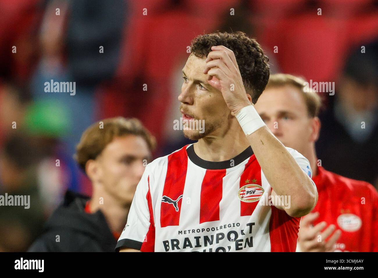 EINDHOVEN, NETHERLANDS - SEPTEMBER 16: Ivan Perisic of PSV Eindhoven ...