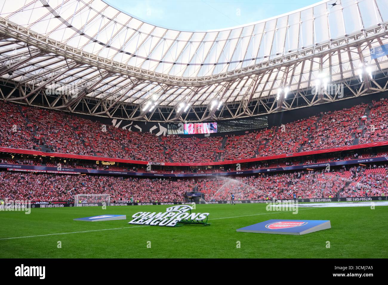 Arsenal champions league 2025 hi-res stock photography and images - Alamy