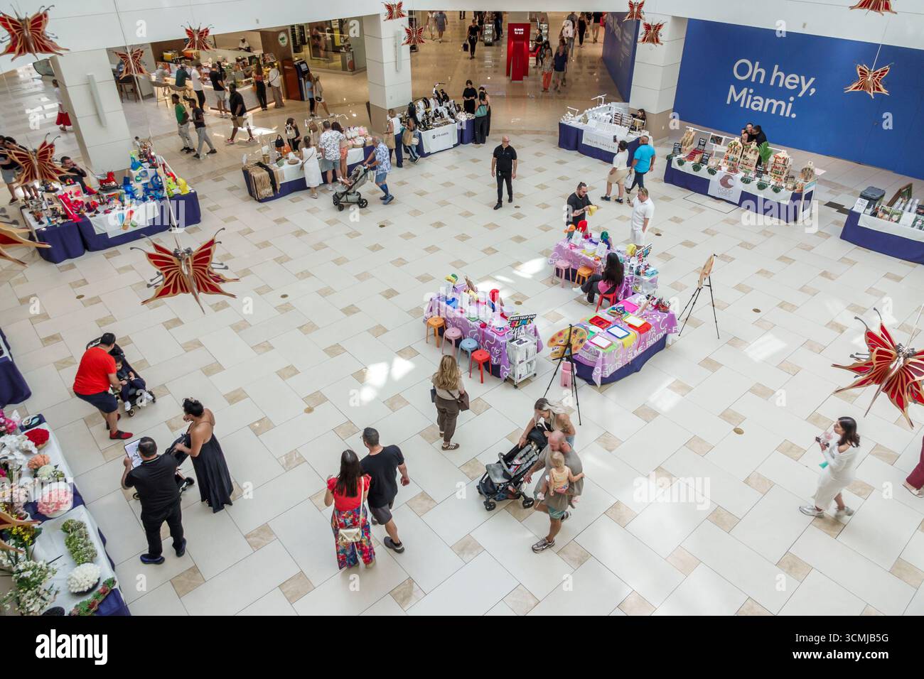 Aventura Mall Miami Florida,inside interior shopping,market vendor ...