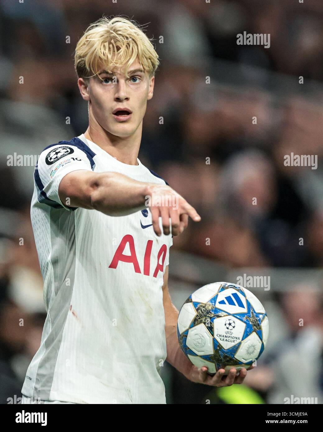 Lucas Bergvall of Tottenham Hotspur with ball in his hands during the ...