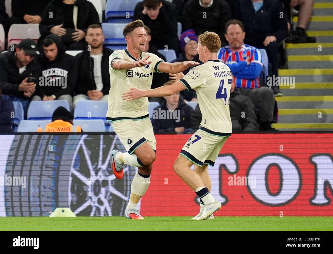 Jack howland millwall hi-res stock photography and images - Alamy