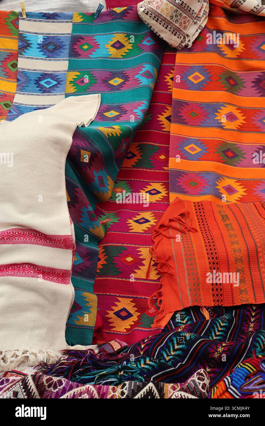 Mexican textiles hi-res stock photography and images - Alamy