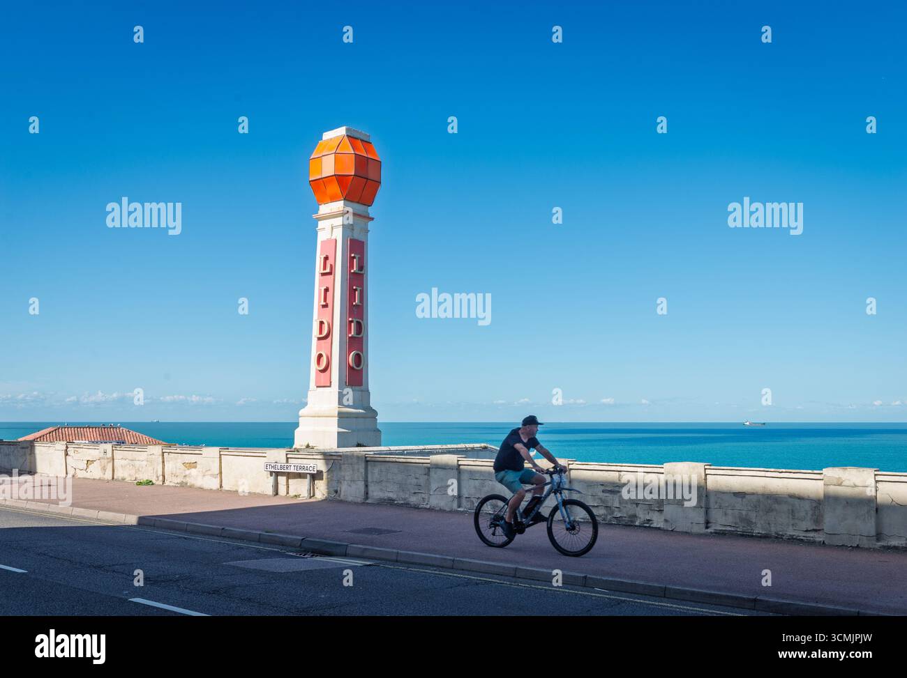Vintage Lido Tower Sign on Cliftonville Margate Seafront Promenade ...