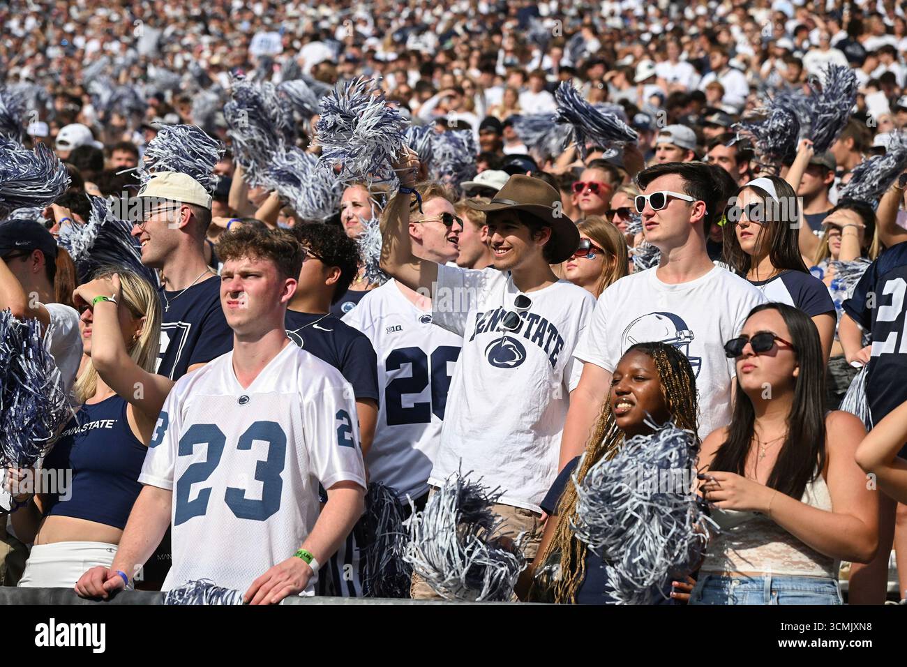 Penn State fans cheer against Villanova during the second quarter of an ...