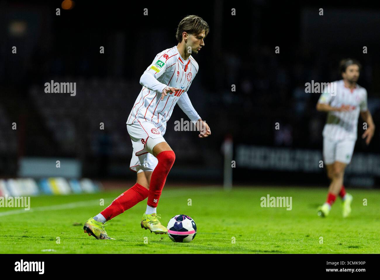 Luca Majetic (Fortuna K?ln, 8). Regionalliga West, Fortuna K?ln - 1. FC ...