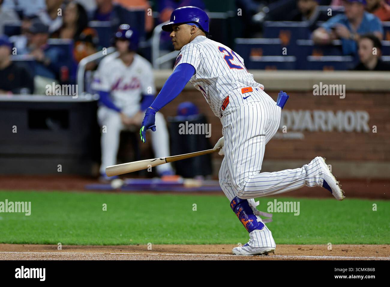 New York Mets' Juan Soto singles during the first inning of a baseball ...