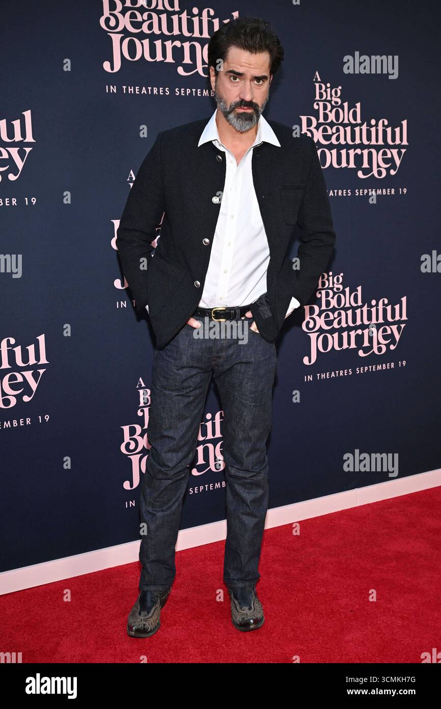Photo by: zz/NDZ/STAR MAX/IPx 2025 9/15/25 Hamish Linklater at the ...