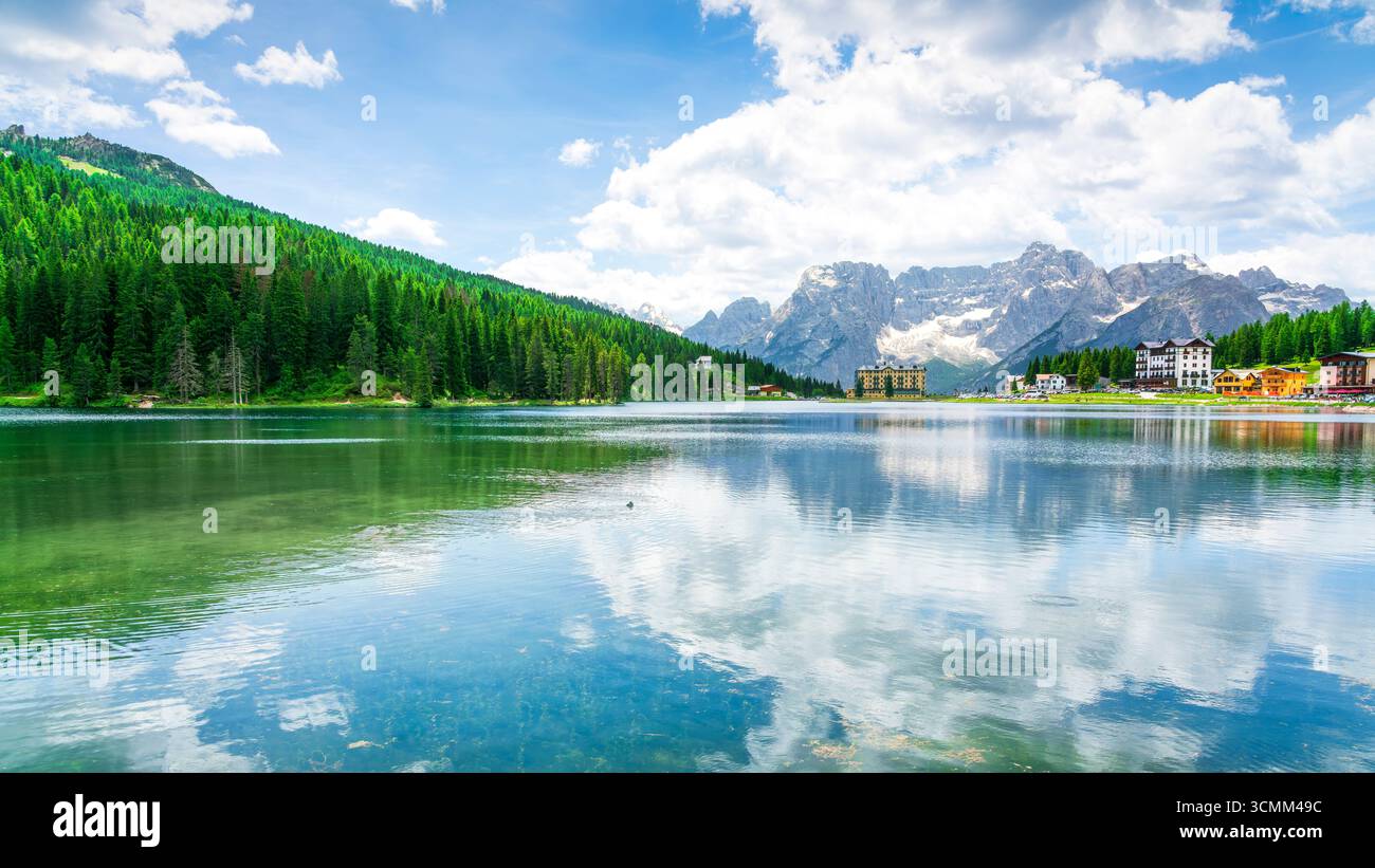 Clear lake reflections hi-res stock photography and images - Alamy