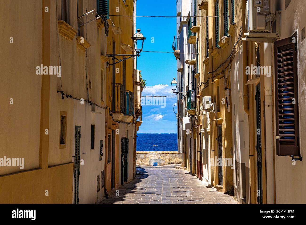 Ostuni in apulia puglia hi-res stock photography and images - Alamy