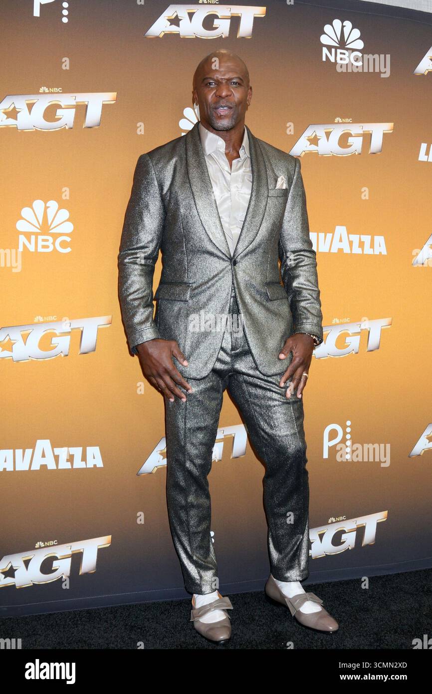 Terry Crews at arrivals for AMERICA S GOT TALENT Red Carpets for ...