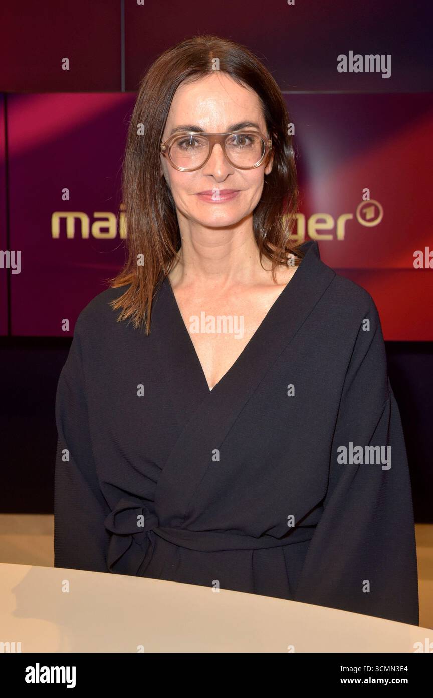 Iris Sayram in der ARD-Talkshow maischberger im Studio Berlin Adlershof ...