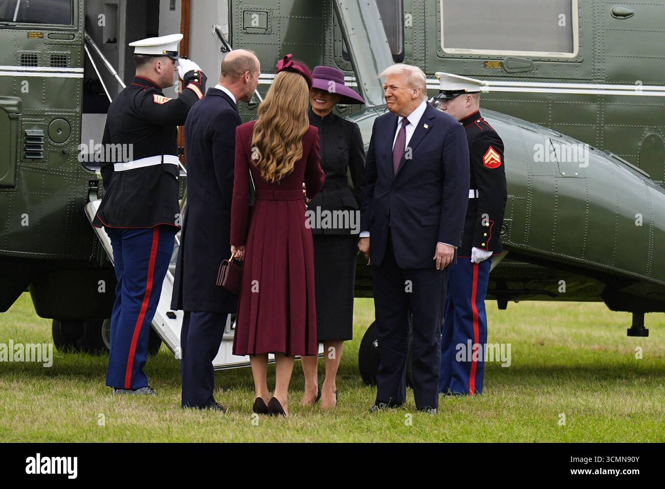 The Prince and Princess of Wales (left) receive US President Donald ...